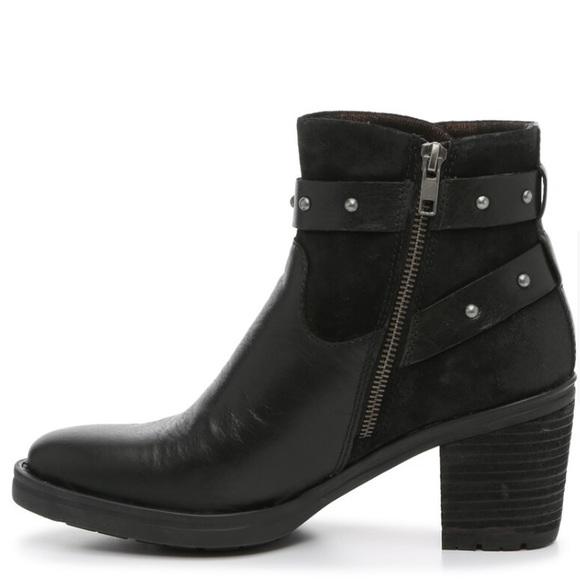 Born | Shoes | Copy Born Derica Black Leather Bootieankle Boot 85m ...